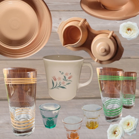 Corningware | Kitchen | 3 Corning Cups Rosemarie Tulip | Poshmark